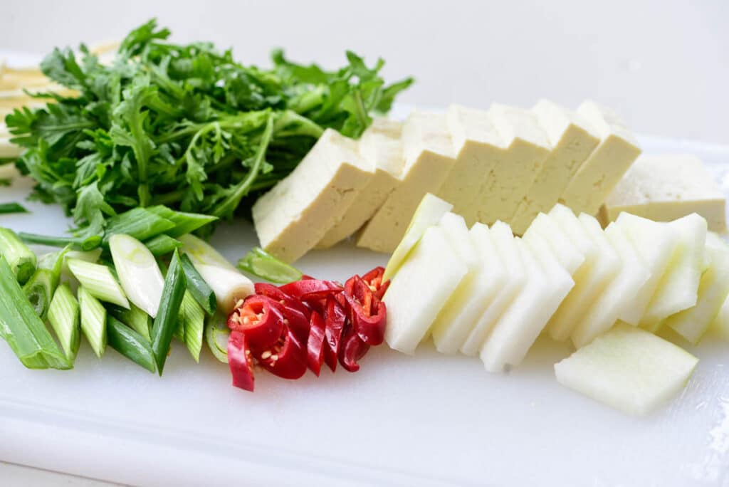 Daegu Tang (Mild Cod Fish Stew) - Korean Bapsang