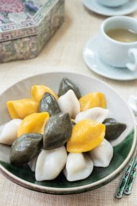 Songpyeon (Half-moon Shaped Rice Cake) - Korean Bapsang