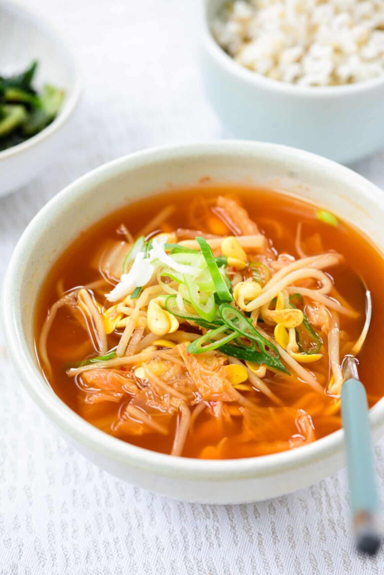 Kimchi Kongnamul Guk (Soybean Sprout Soup) - Korean Bapsang