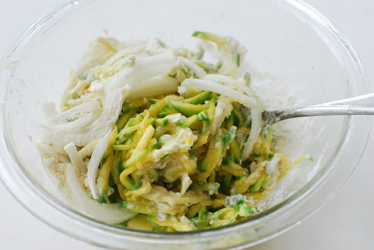 Hobak Buchim (Korean Zucchini Pancakes) - Korean Bapsang
