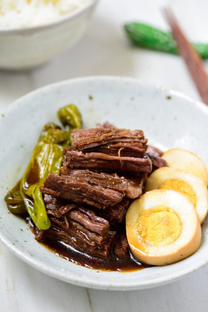 Jangjorim (Soy Braised Beef) - Korean Bapsang