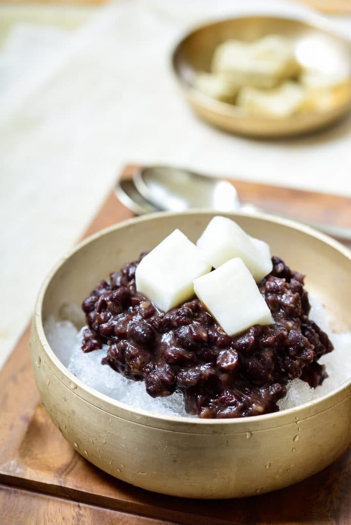 Bingsu (Shaved ice with Sweet Red Beans) - Korean Bapsang