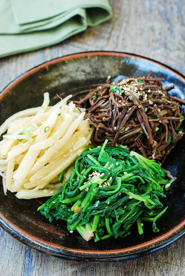 Doraji Namul (Sautéed Bellflower Roots) - Korean Bapsang