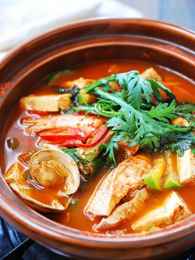 Domi Maeuntang (Spicy Fish Stew with Red Snapper) - Korean Bapsang