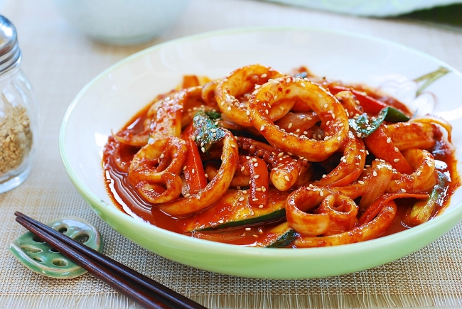 Spicy Stir-fried Squid (Ojingeo Bokkeum) - Korean Bapsang