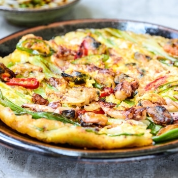 Haemul Pajeon (Seafood Scallion Pancake) - Korean Bapsang