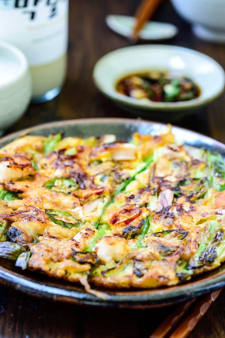 Haemul Pajeon (Seafood Scallion Pancake) - Korean Bapsang