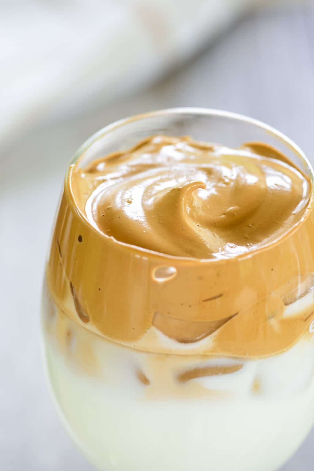 Dalgona Coffee (Whipped Coffee) - Korean Bapsang