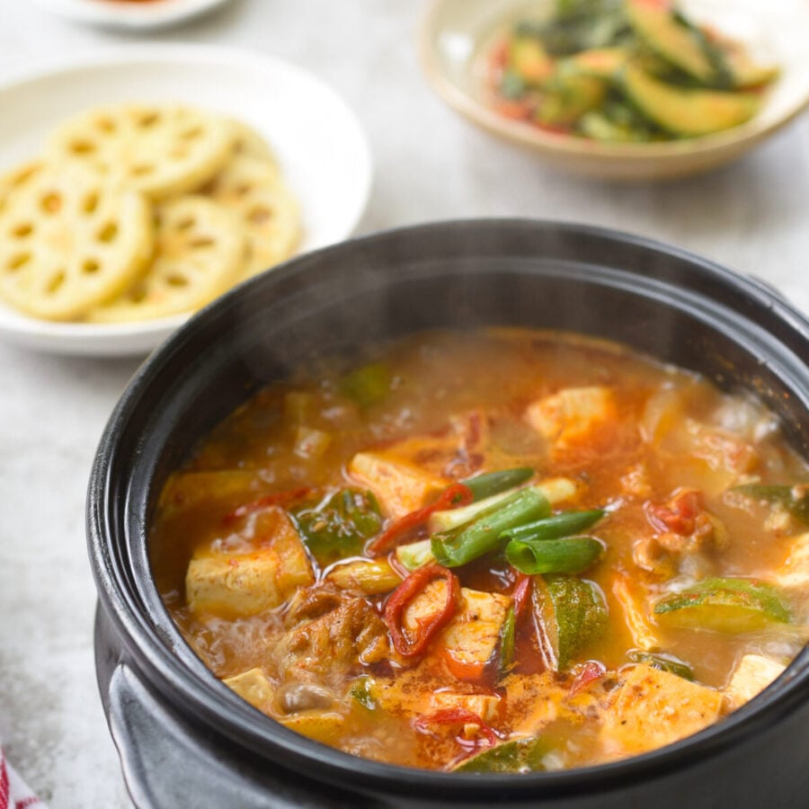 Gamjatang (Spicy Pork Bone Stew) - Korean Bapsang